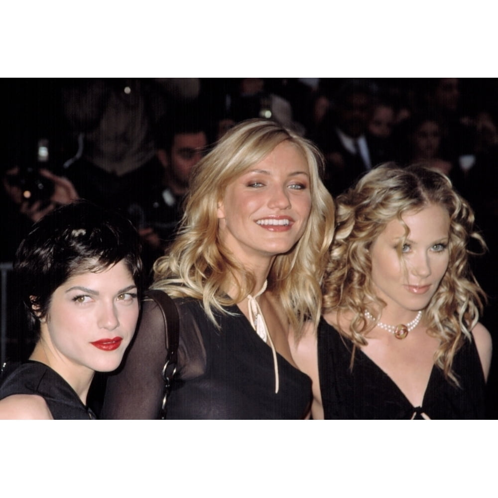 Selma Blair Cameron Diaz Christina Applegate At Premiere Of The ...