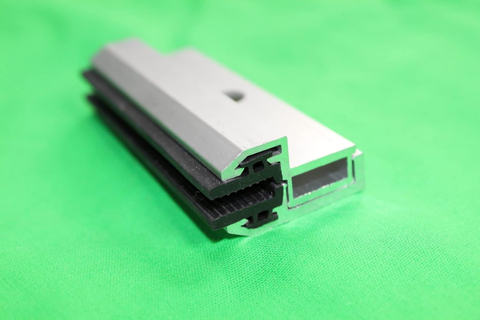 Semi Flexible Frameless Solar Panel Mounting Brackets - End Clamps ...