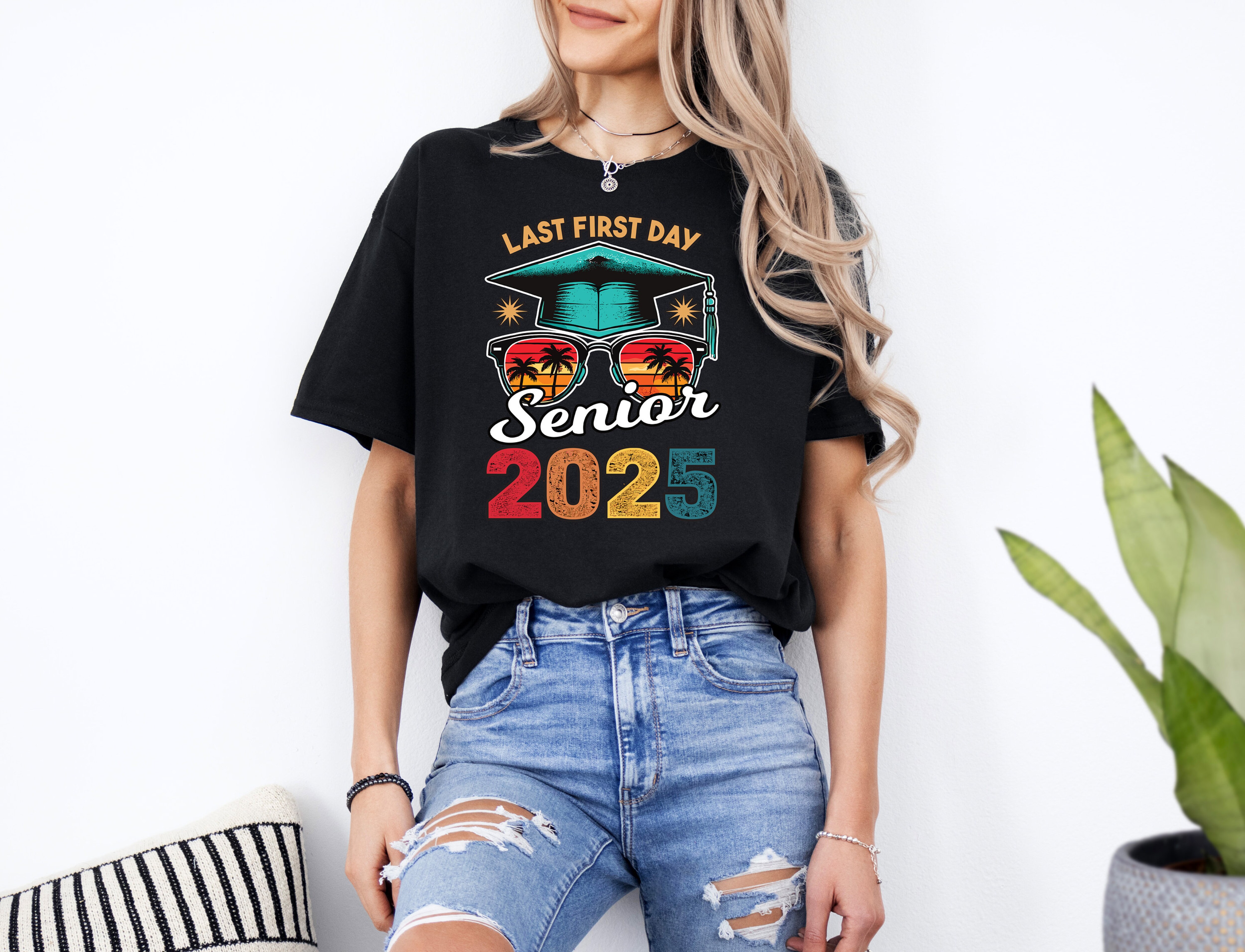 Senior 2025 Statement T-Shirt Casual Cotton Unisex Retro College ...
