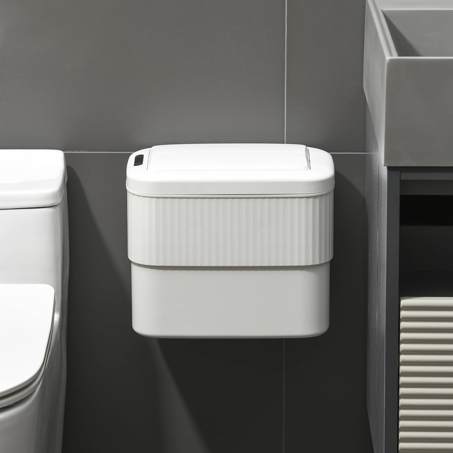 Sensor Activated Trash Can with Lid 2.5 Gallon, Motion Sensing Garbage ...