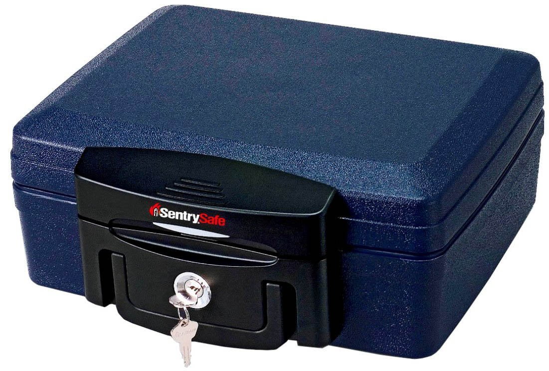 SentrySafe Waterproof Fire Chest, 30 Min Fire Protection, Key Lock ...