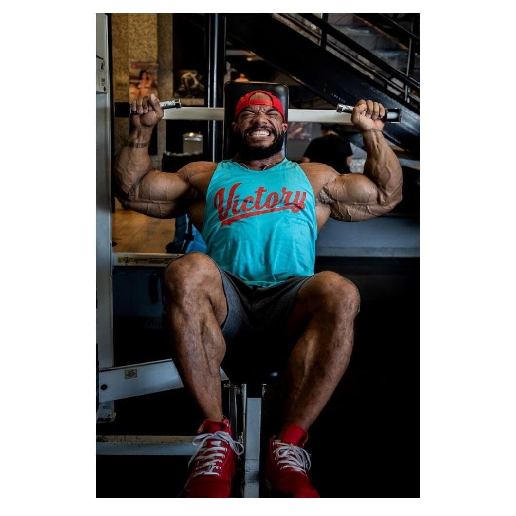 Sergio Oliva The Myth Pose(2) Bodybuilding Icon Vintage Old School Mr ...