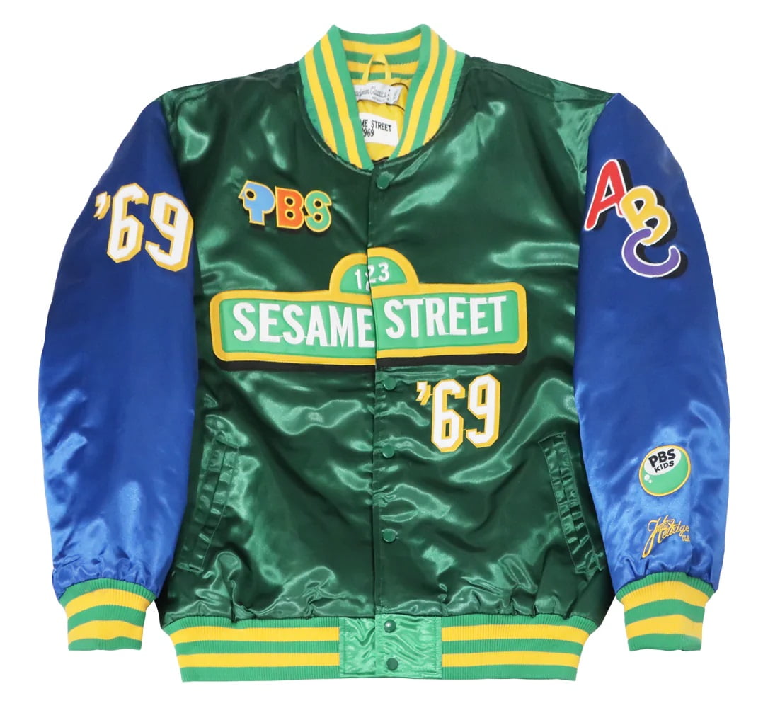 Sesame Street Men's Headgear Classics Embroidered Character Group Satin ...