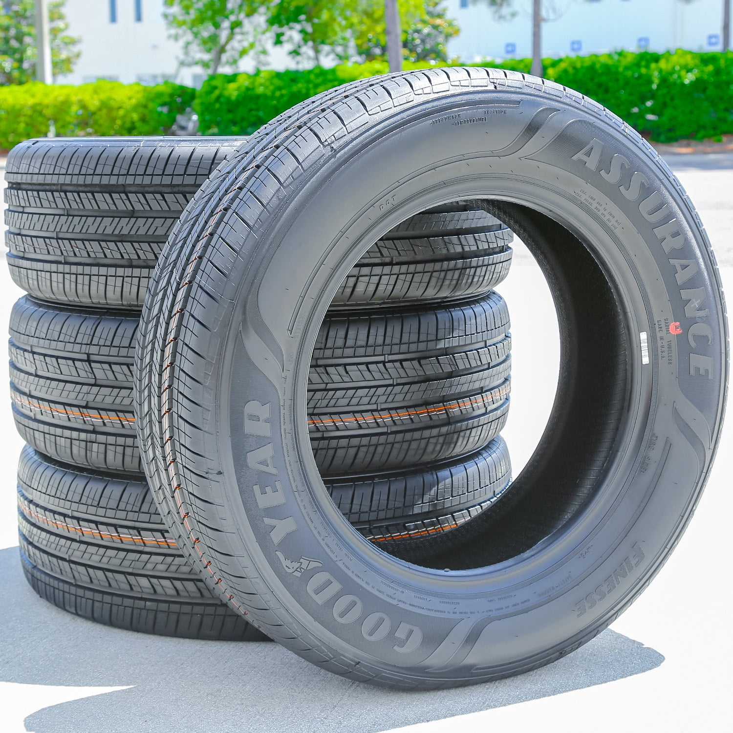 Goodyear Assurance Finesse Set of 4: 215/65R17 99H All-Season, AS A/S ...