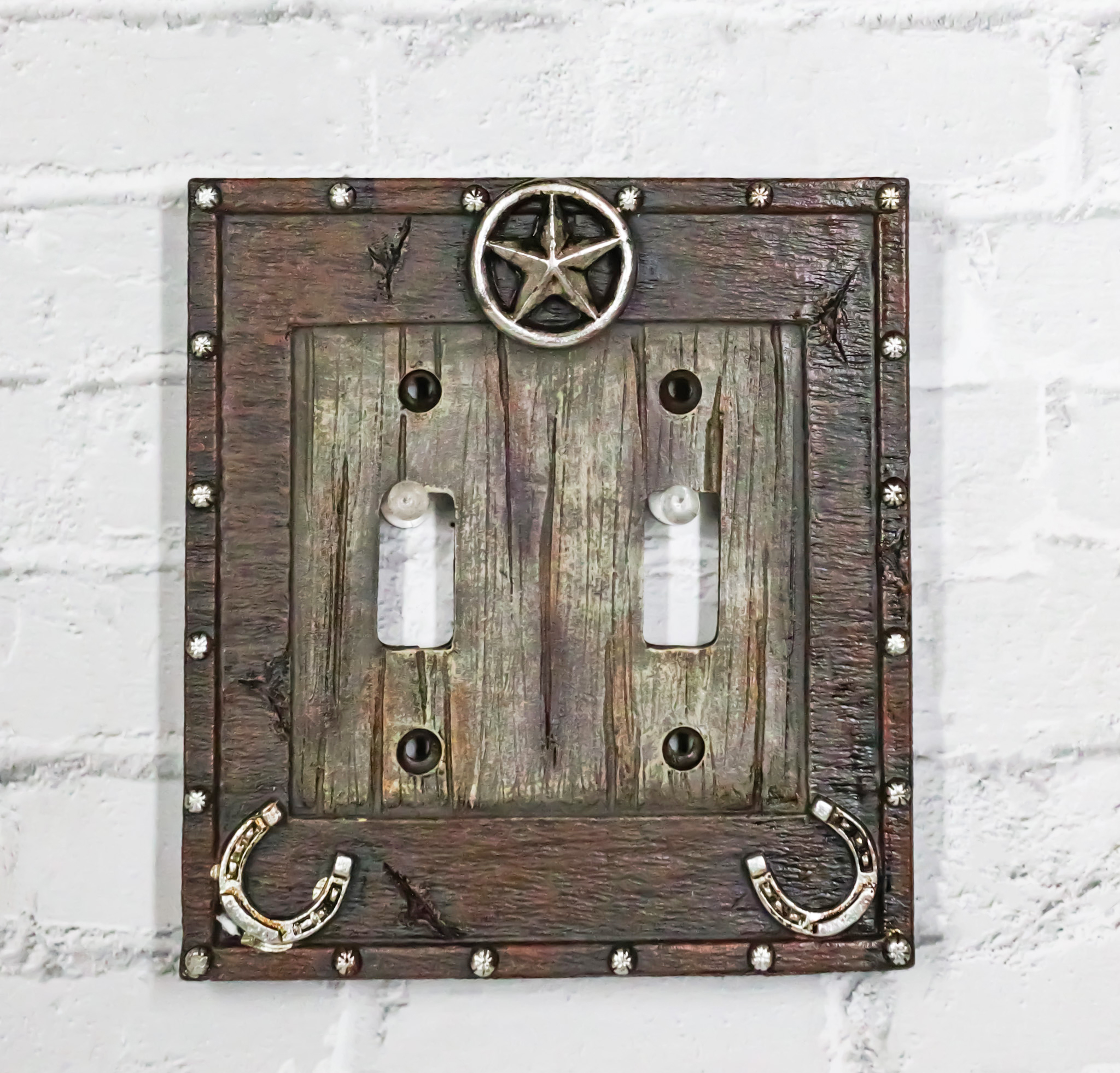 Set Of 2 Rustic Western Star Lucky Horseshoes Double Toggle Switch ...