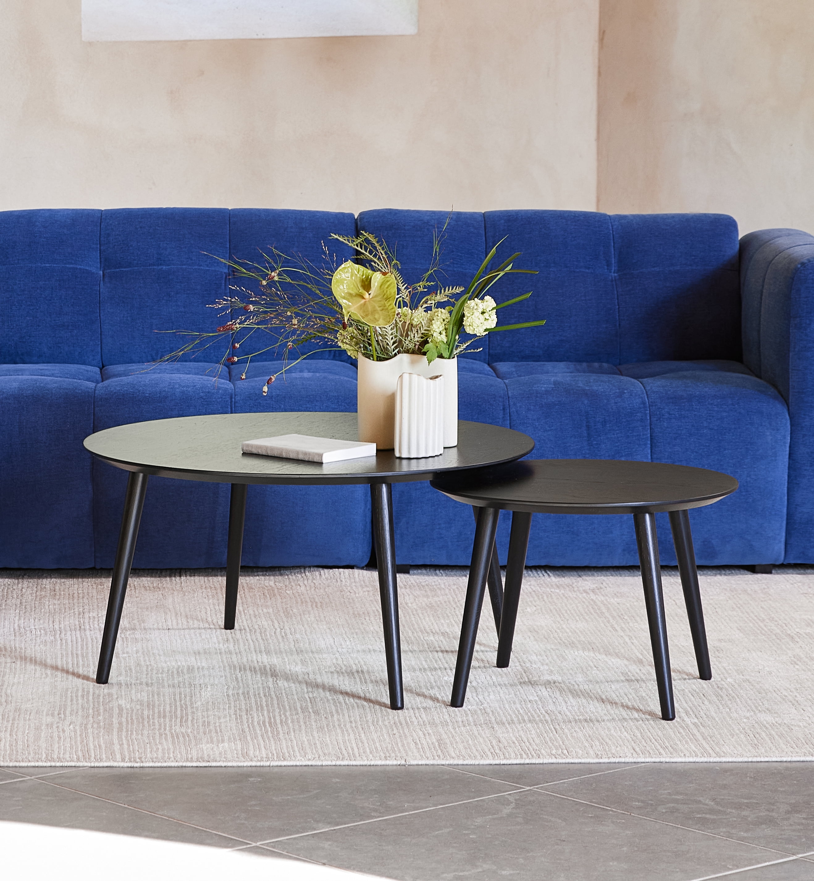 Set of 2 Black Oak Circular Nestable Side Tables - Walmart.com