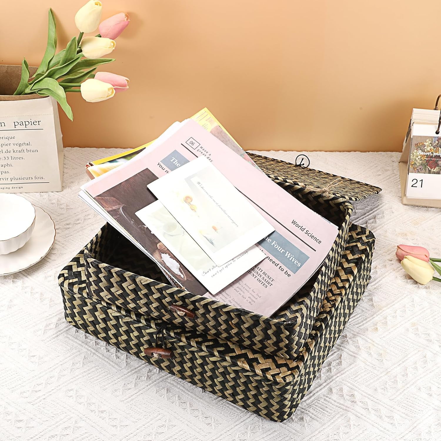 Set of 2 Flat Woven Wicker Storage Bins with Lid Natural Seagrass ...