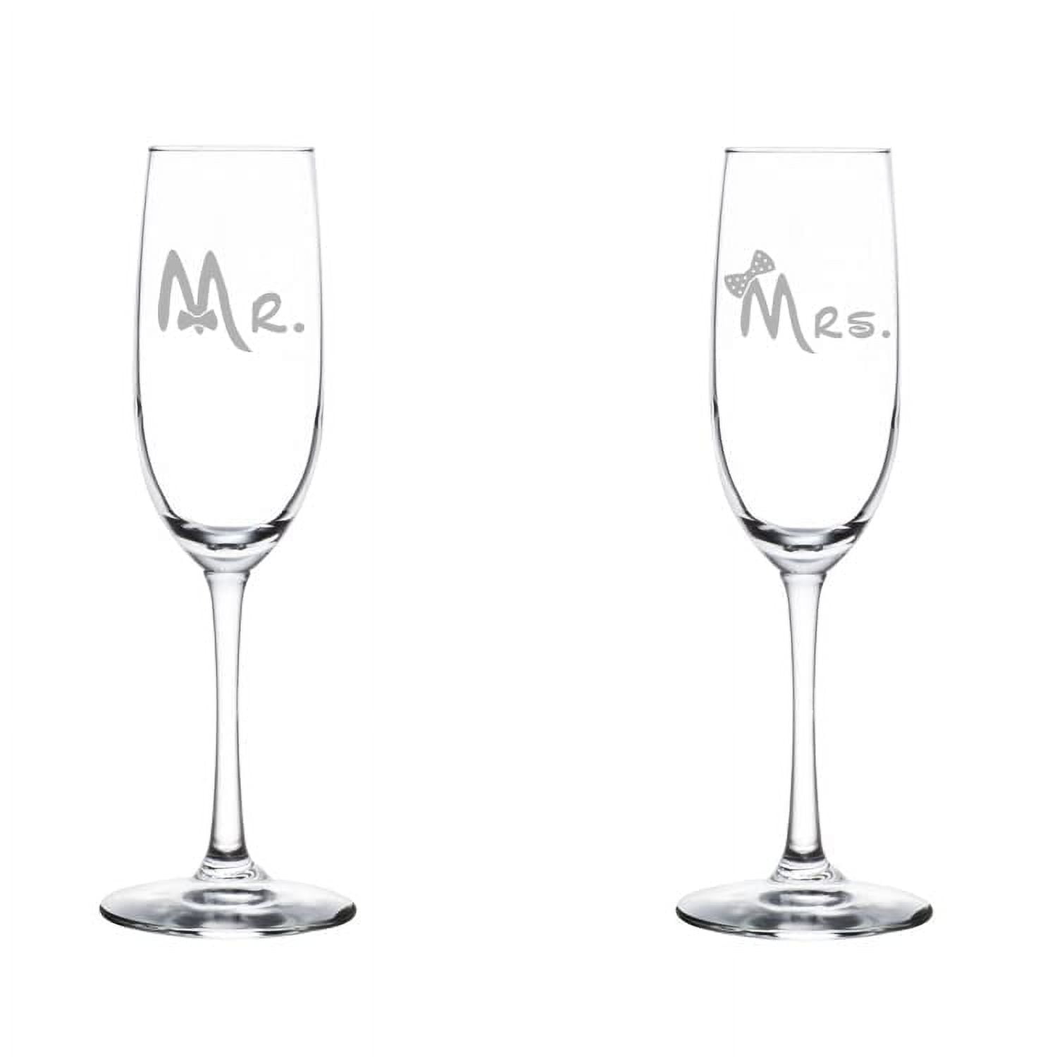 Set of 2 Glass Champagne Flutes Sparkling Wine Glasses Mr Mrs Bows ...