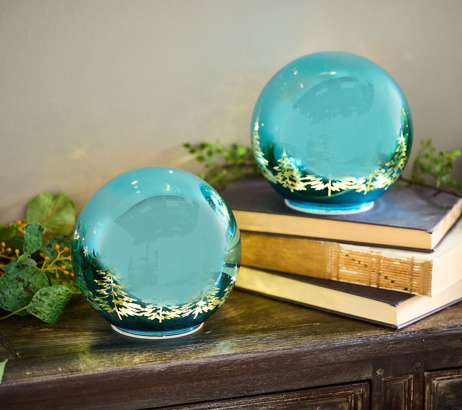 Set of 2 Illuminated Spheres with Tree Scene in Icy Blue - Walmart.com
