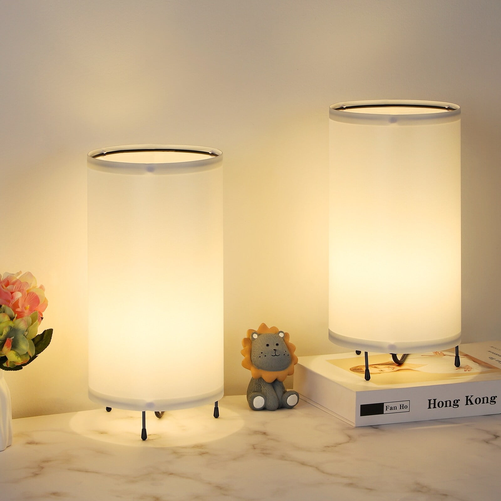 Set of 2 Small Bedside Table Lamps with Simple Metal Base Circle ...