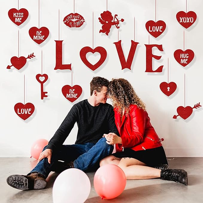 Set of 28 Valentine’s Day Felt Hanging Decorations, Heart Lips Key ...