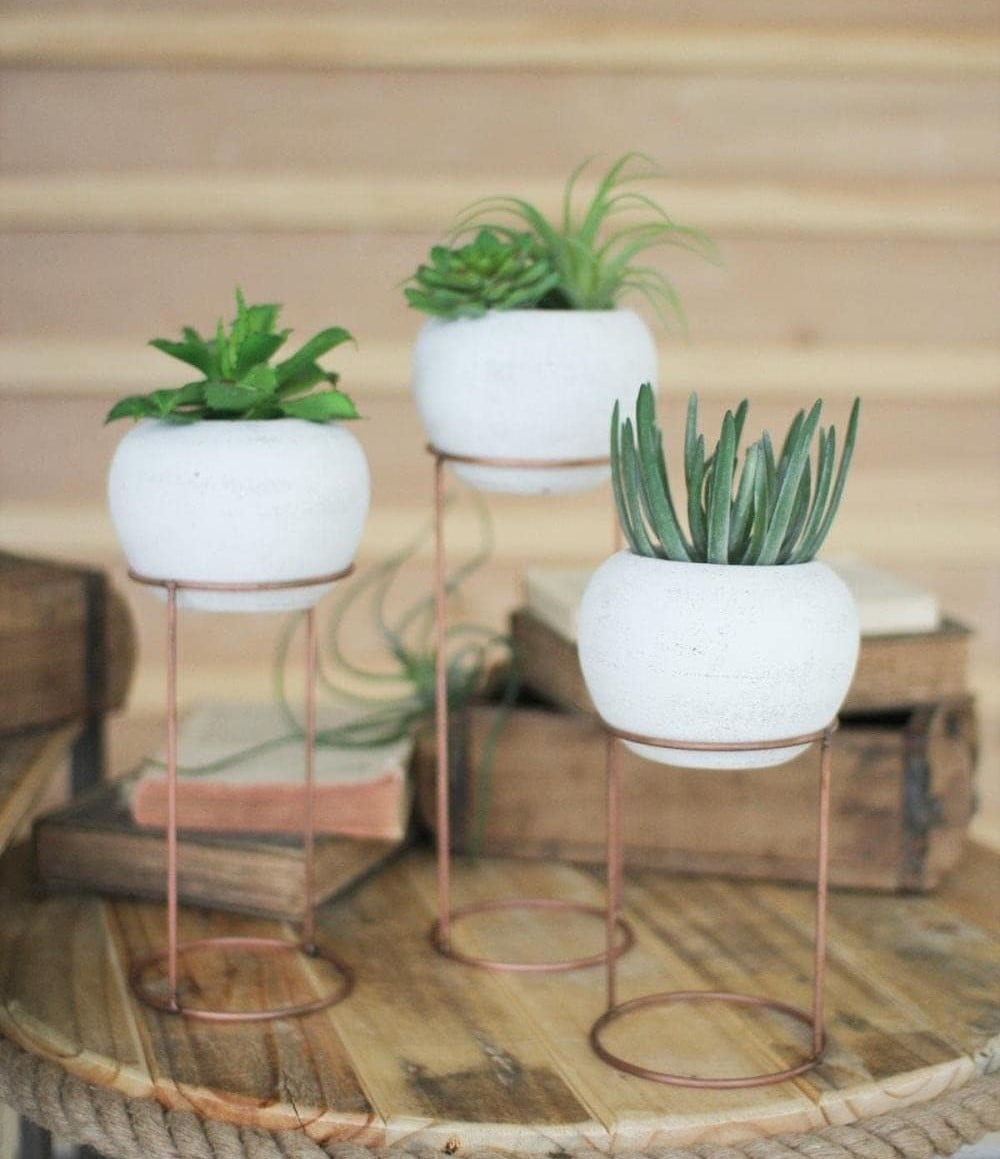 Set of 3 Modern 3 White Clay Vessel Planter Pots With Metal Wire Stands ...