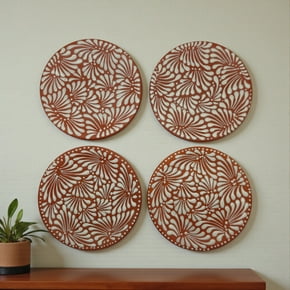 Decorative Wall Plate Displays and Stands for Home Organization