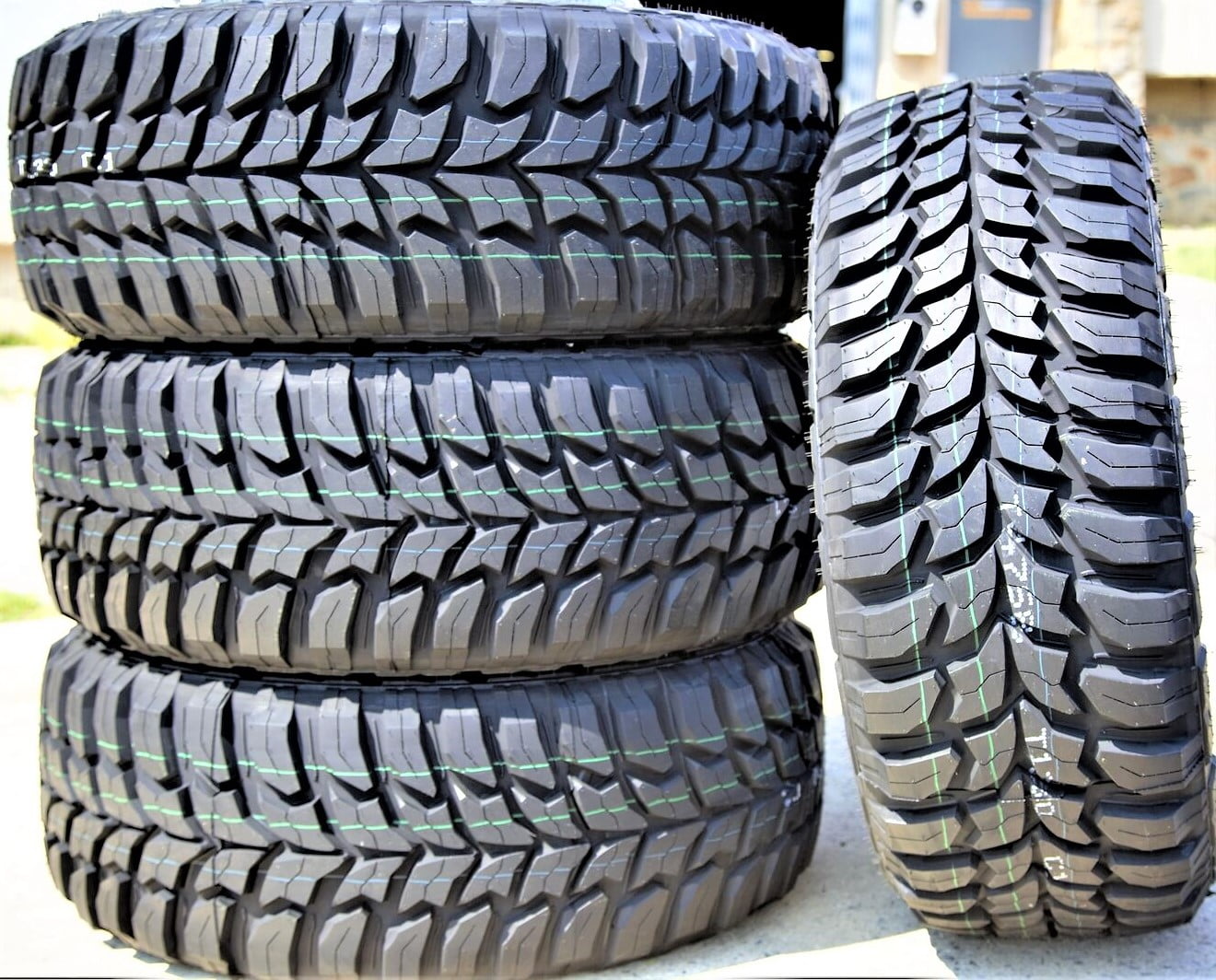 Crosswind M/T All-Season Mud Terrain Tires, Set of 4, LT 275/70R18 Load ...