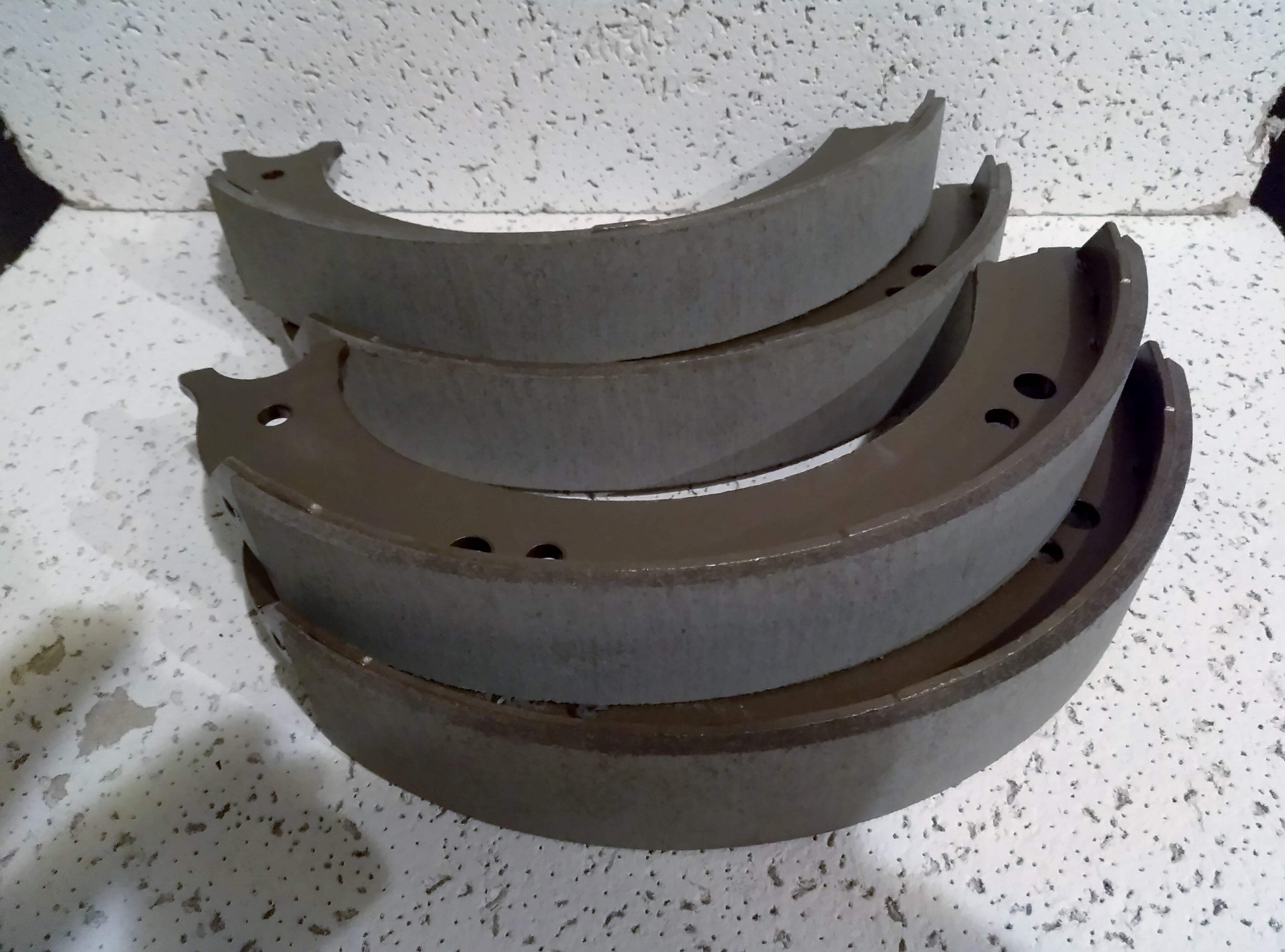 Set of 4 New Ford Tractor Brake Shoes for 2N 9N - Walmart.com