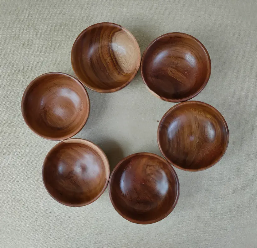 Set of Wooden Small Bowls, made of Sheesham wood for foodstuff, herbs ...