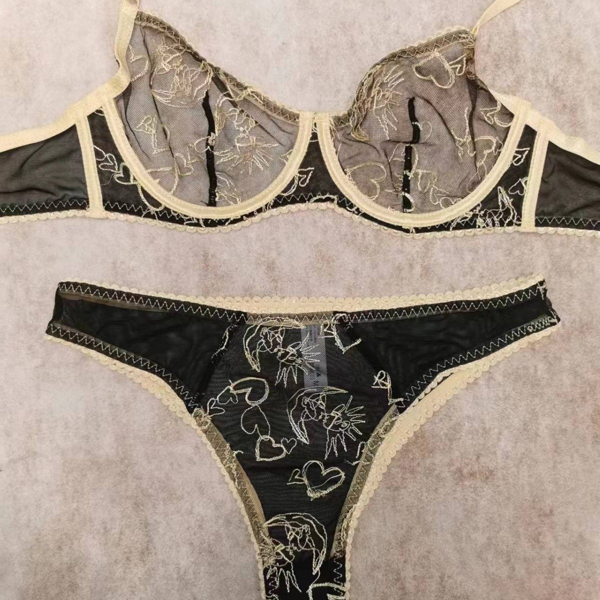 Sexy Underwear Summer Ultra-Thin Embroidered Lace Bra Big Chest Show ...