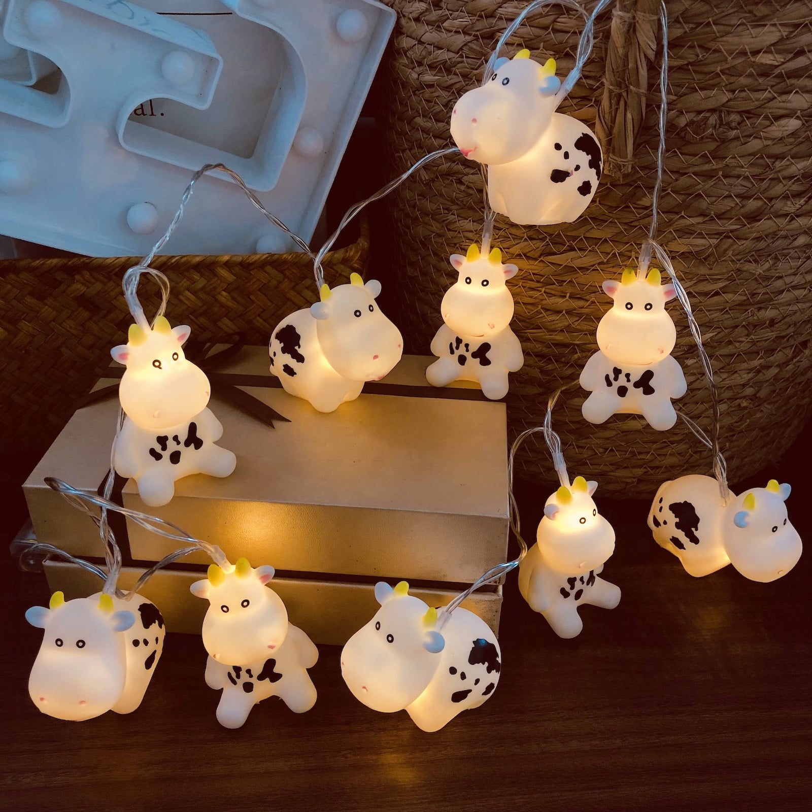 Sezrgiu Cute Cow LED Night Light Battery Operated Indoor Boys Girls ...