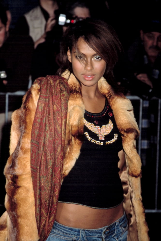 Shakara Ledard At Premiere Of The Sweetest Thing, Ny 482002, By Cj ...