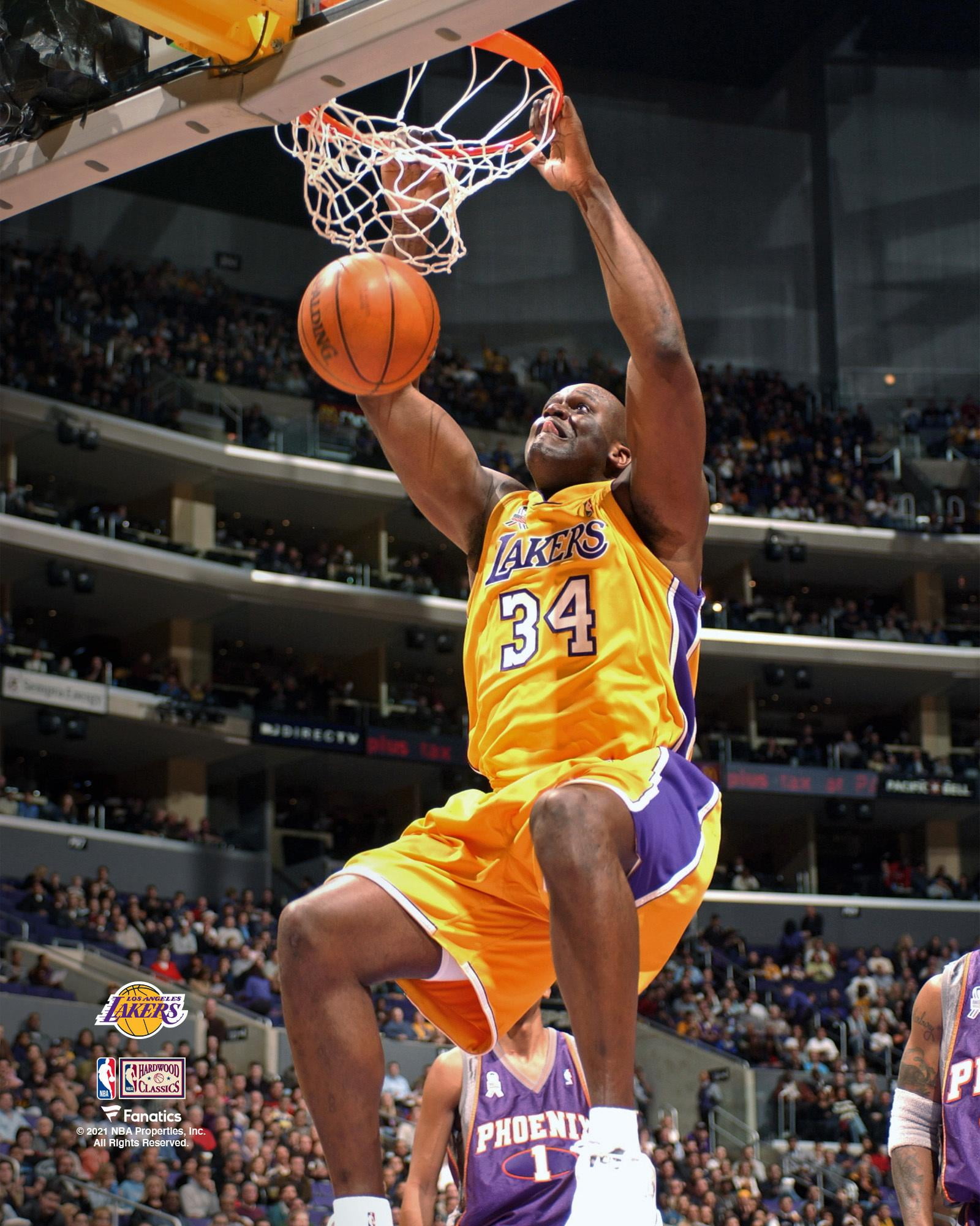 Shaquille O'Neal Los Angeles Lakers Unsigned Yellow Jersey Two Handed ...