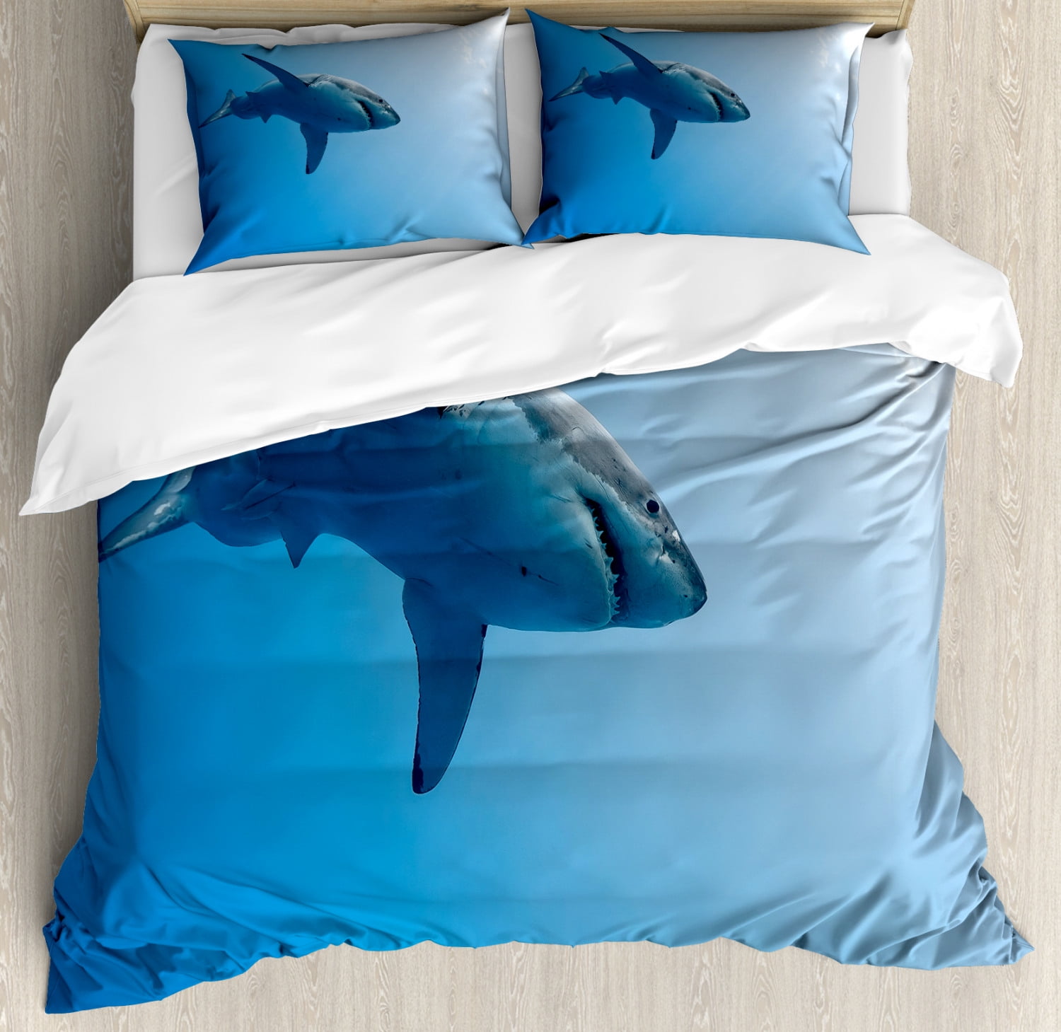 Shark Duvet Cover Set, Fish Swimming in the Ocean Underwater Beauty ...