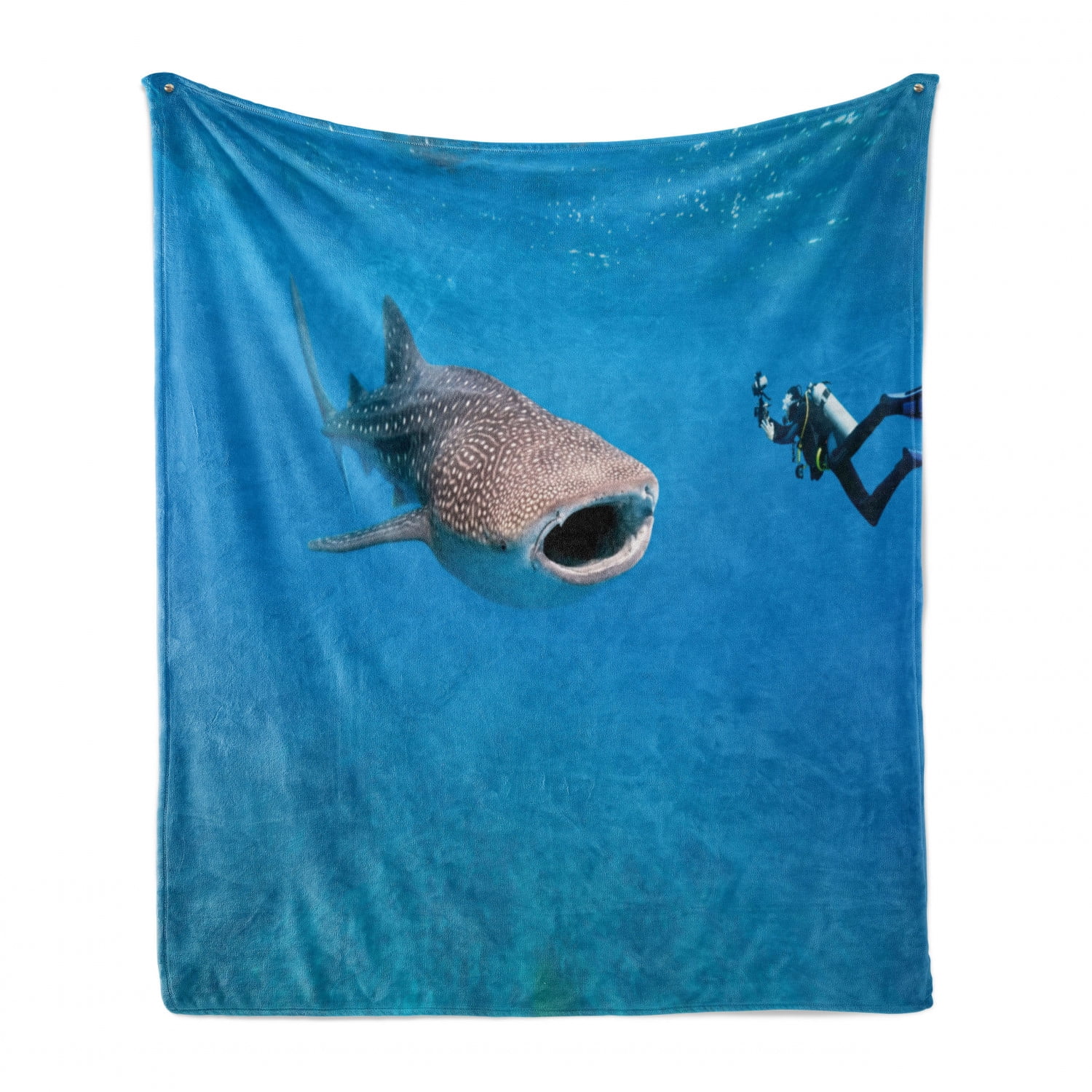 Shark Soft Flannel Fleece Throw Blanket, Giant Whale Shark and ...