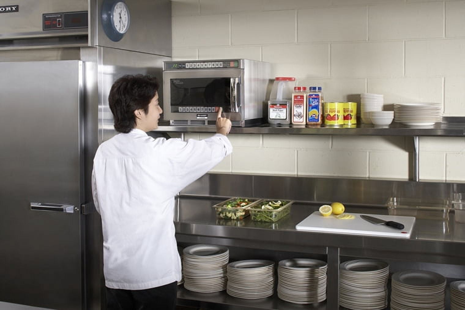 Sharp R-CD2200M 2200W TwinTouch™ Commercial Microwave Oven,Stainless ...