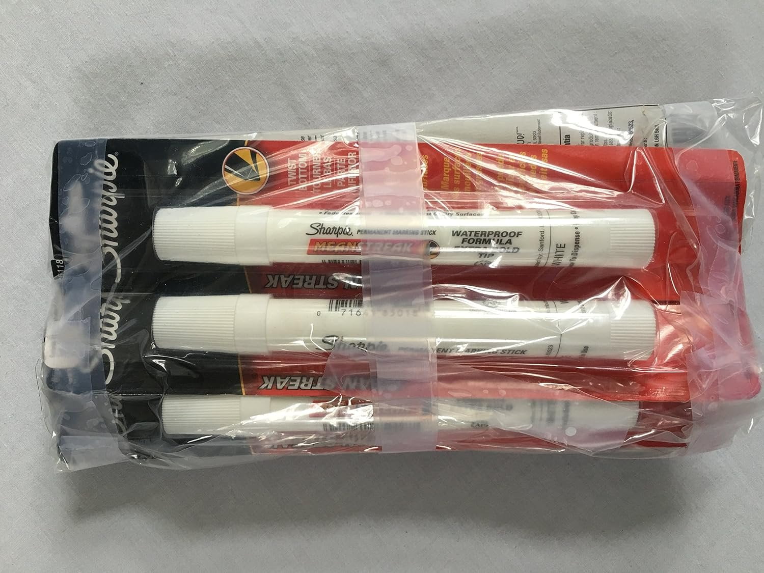 Sharpie 85118-PP Bold White Permanent Marker, 6 Pack, Dries in Minutes ...