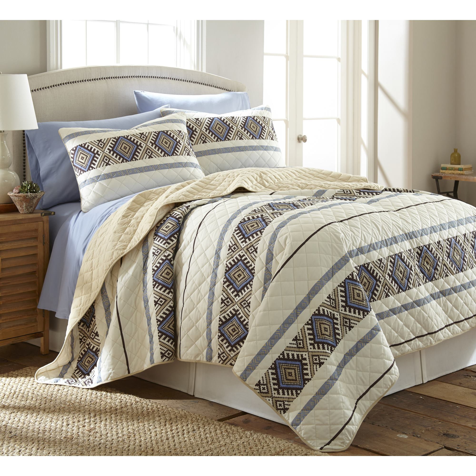 Shavel Micro Flannel Stripe Pattern Patchwork Quilt Set - Full/Queen ...