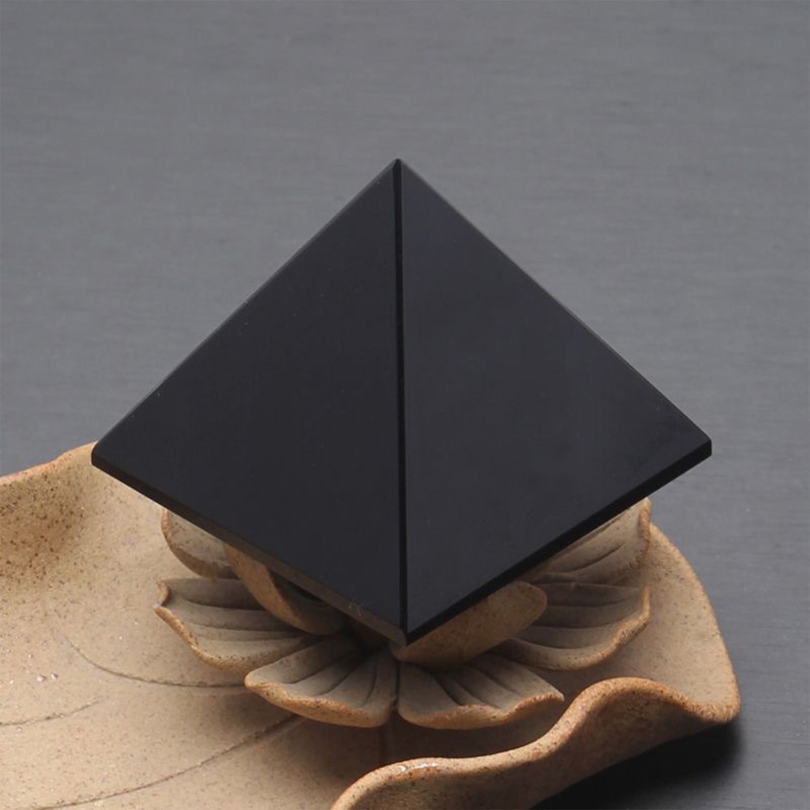 Sheen Obsidian Pyramid Crystal Healing Stones - Pyramid Figurine of ...