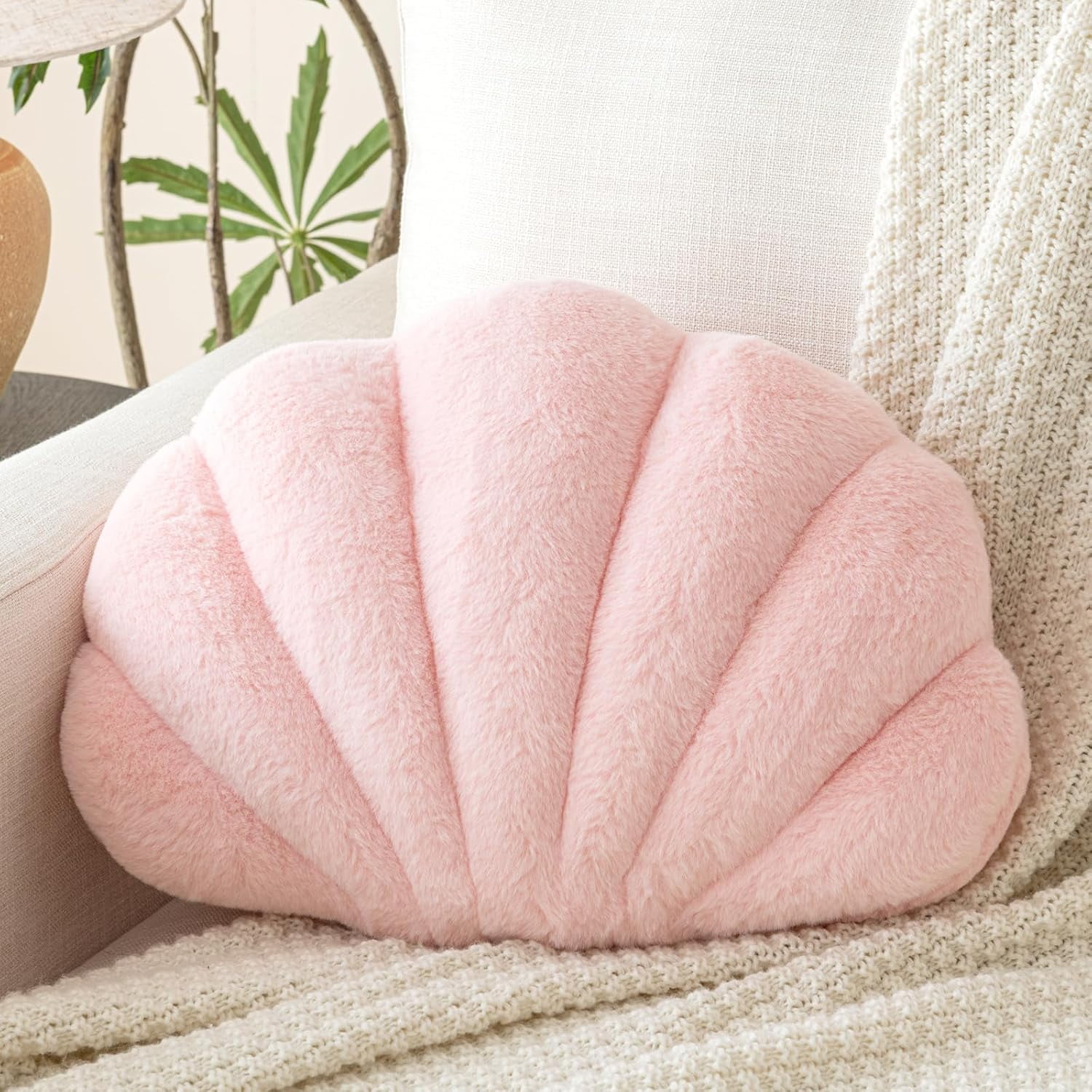 Shell Pillow, Seashell Throw Pillow with Soft Rabbit Plush for Couch ...
