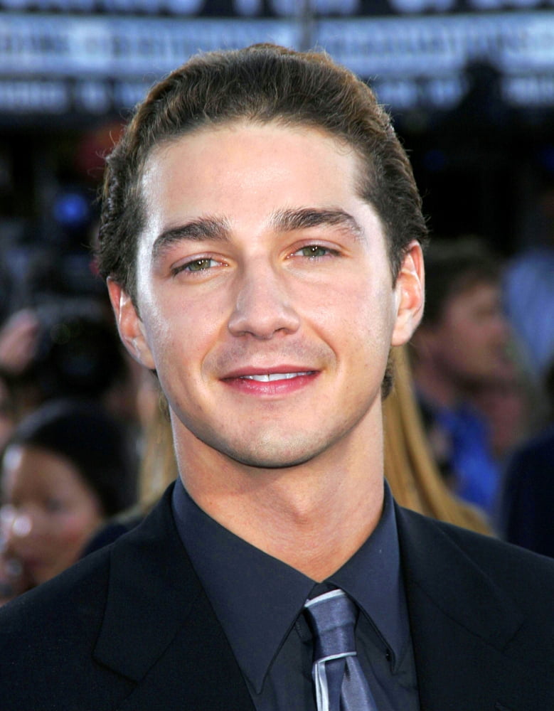 Shia Labeouf At Arrivals For Transformers Premiere By Paramount ...