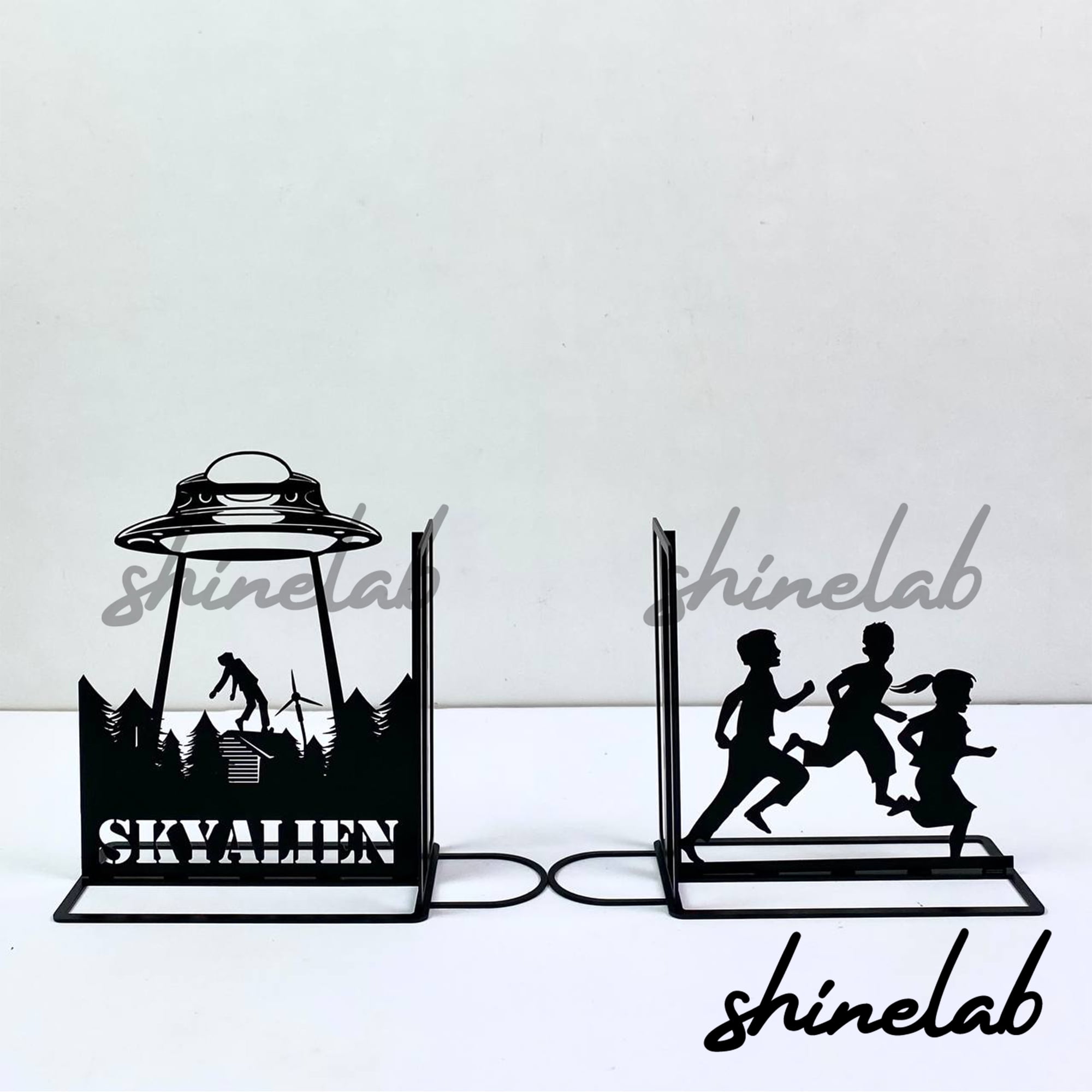 Shinelab UFO Metal Bookends Custom Personalized Name Bookend Gift ...