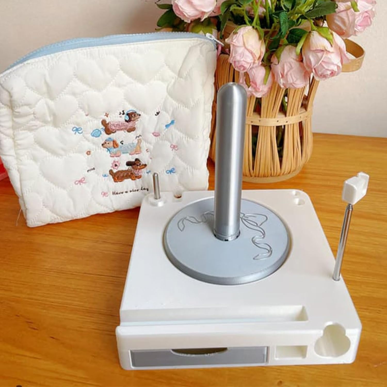 Shiny Portable Multi-Functional Yarn Spool Box, Yarn Holder Spinner ...