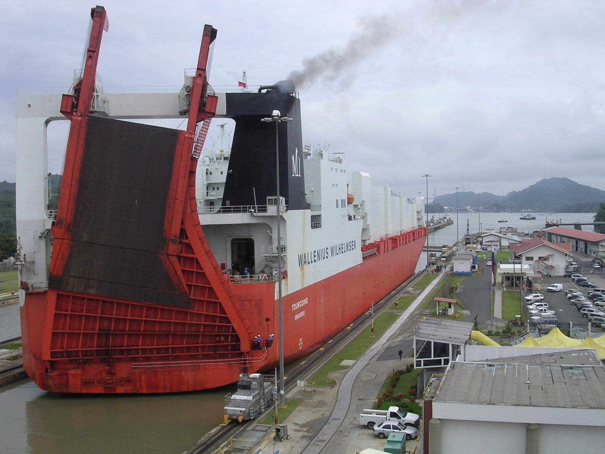 Ship Passing Through Panama Canal GLOSSY POSTER PICTURE PHOTO PRINT ...