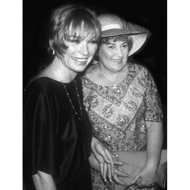 Shirley Maclaine Bella Abzug 1986 Photo By Adam Scull Shirley