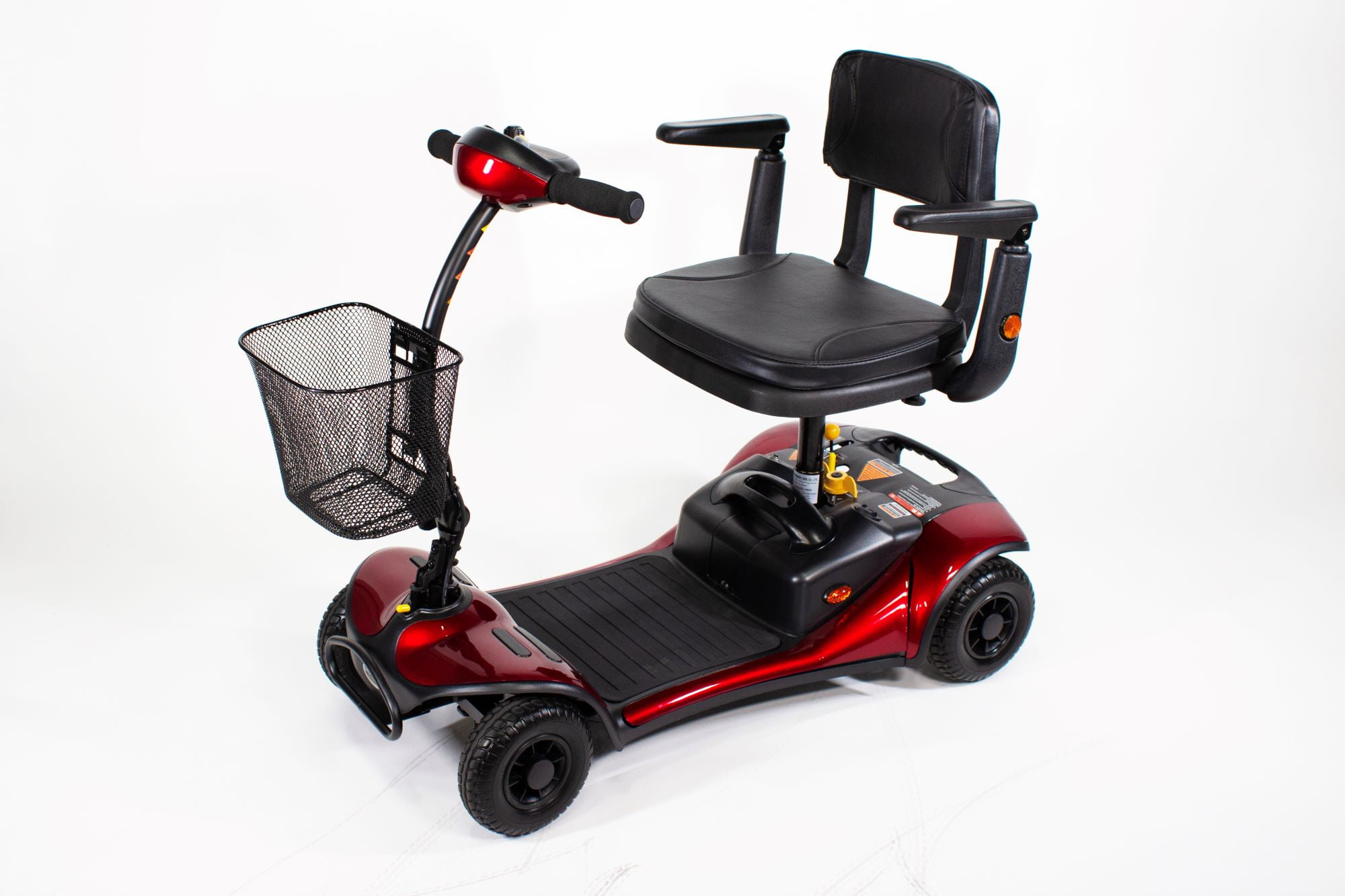 Shoprider Dasher 4 Scooter 300lb Capacity With Swivel Seating in ...