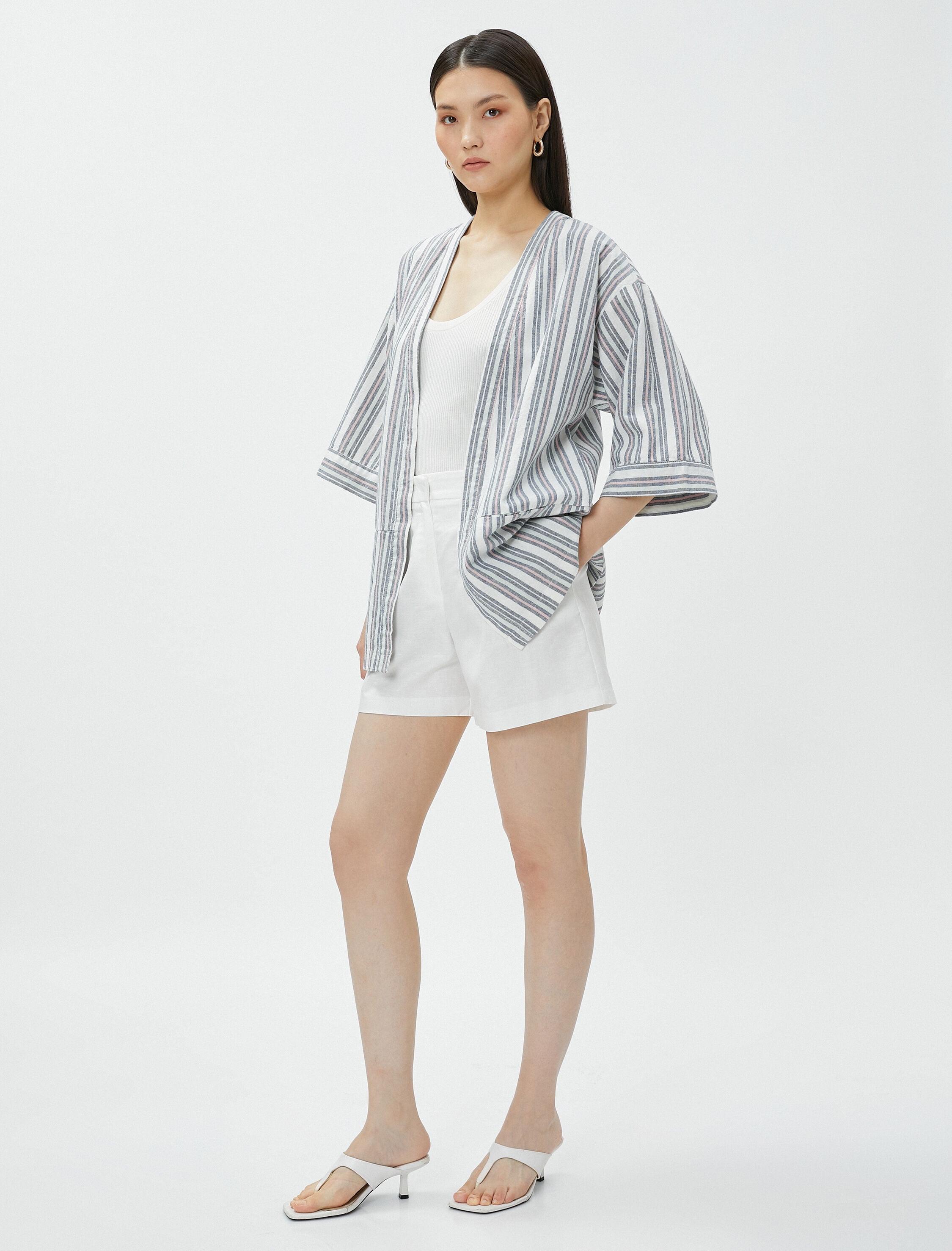 Short Sleeve Pocket Detail Oversized Linen Kimono - Walmart.com