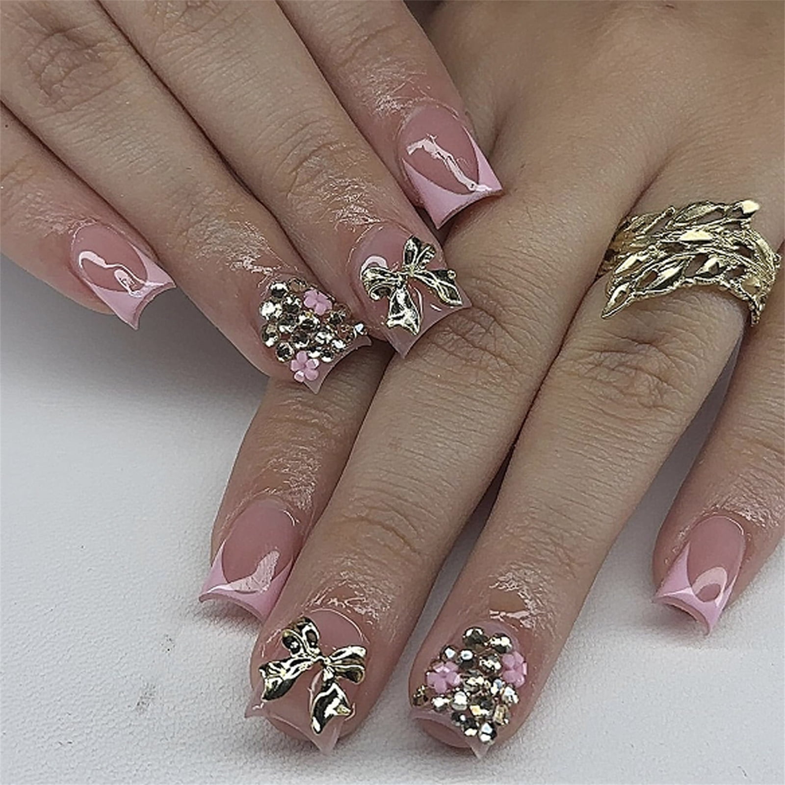 Short Square on Nails with 3D Bows Desigs Fasle Nails Acrylic Manicure ...