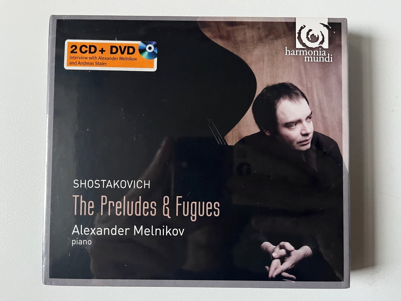 Shostakovich: The Preludes & Fugues - Alexander Melnikov (piano) / + Interview with Alexander ...