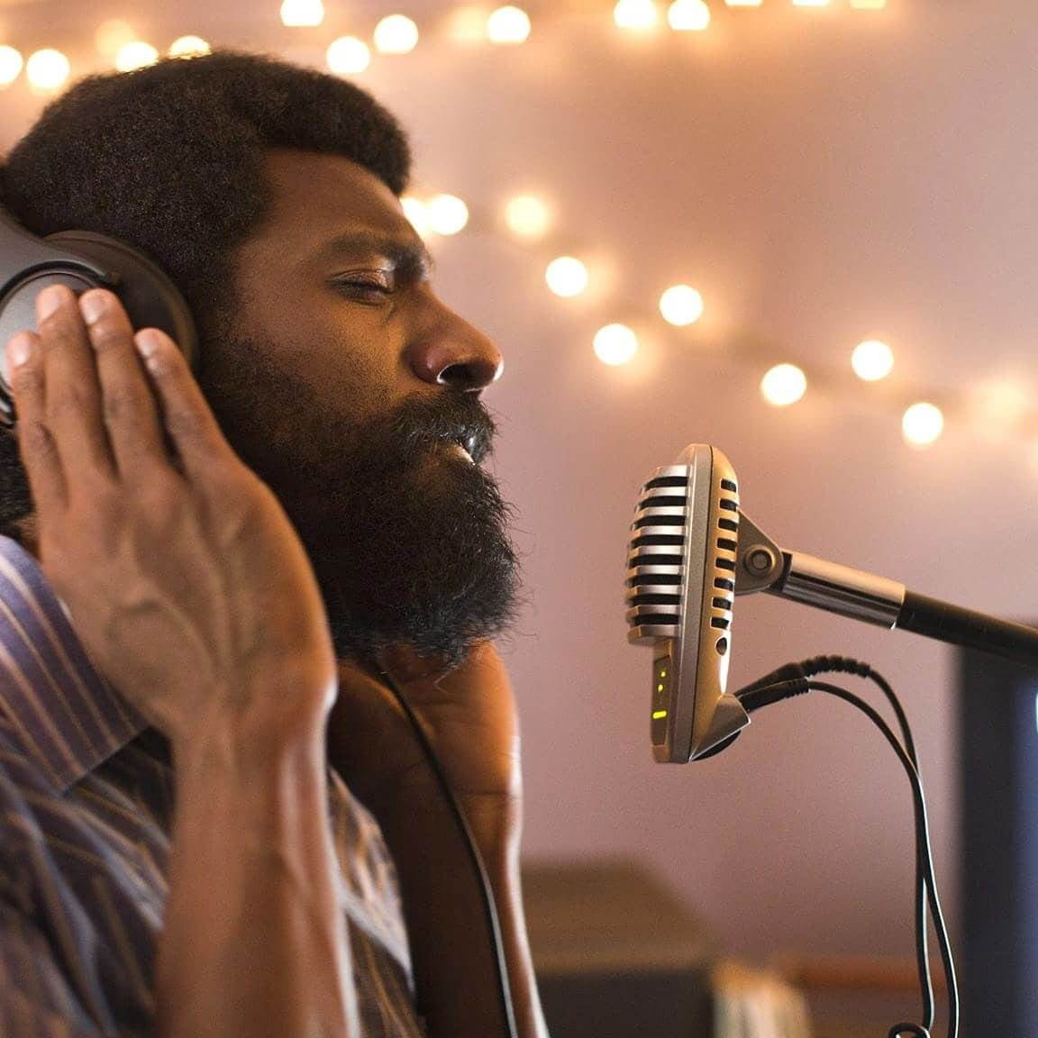 Shure MOTIV MV51 Large Diaphragm Condenser Microphone with Stand for ...