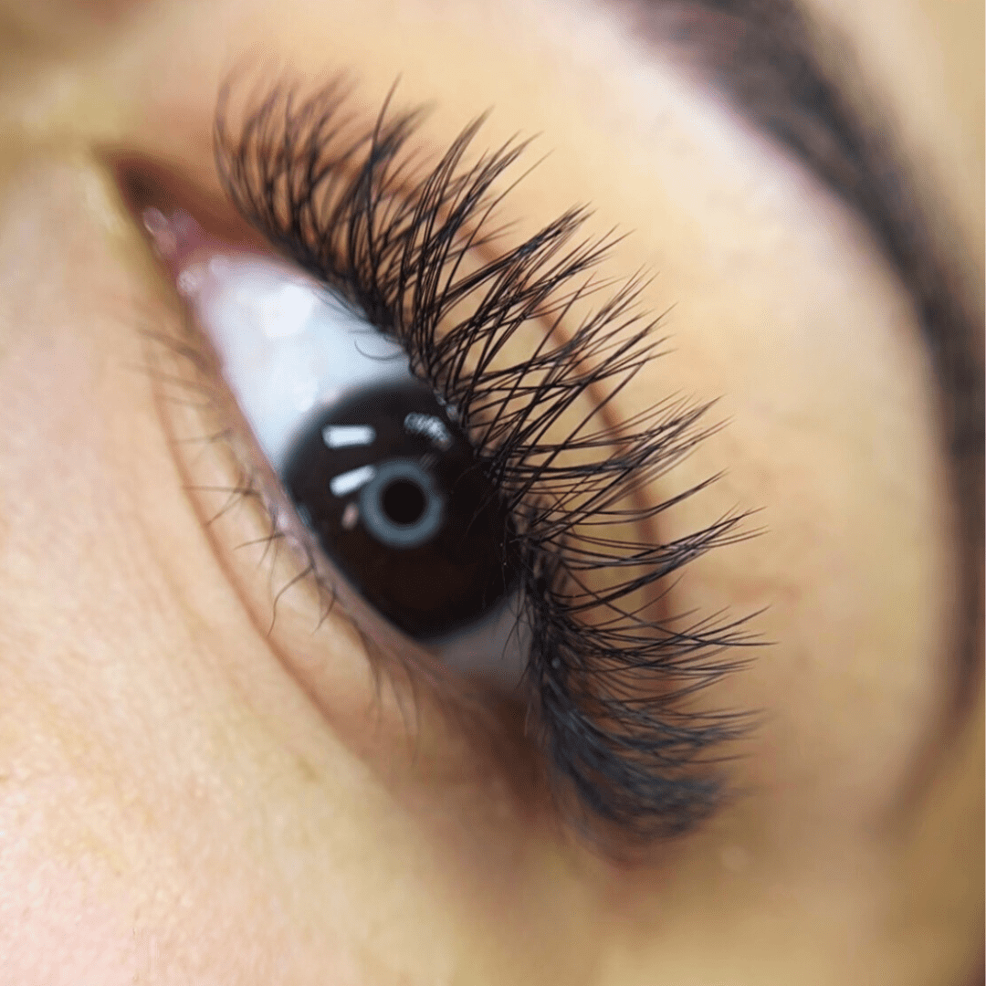 Signature Mink Mixed Length YY Light Wispy Hybrid Lashes - D Curl 0.05 ...