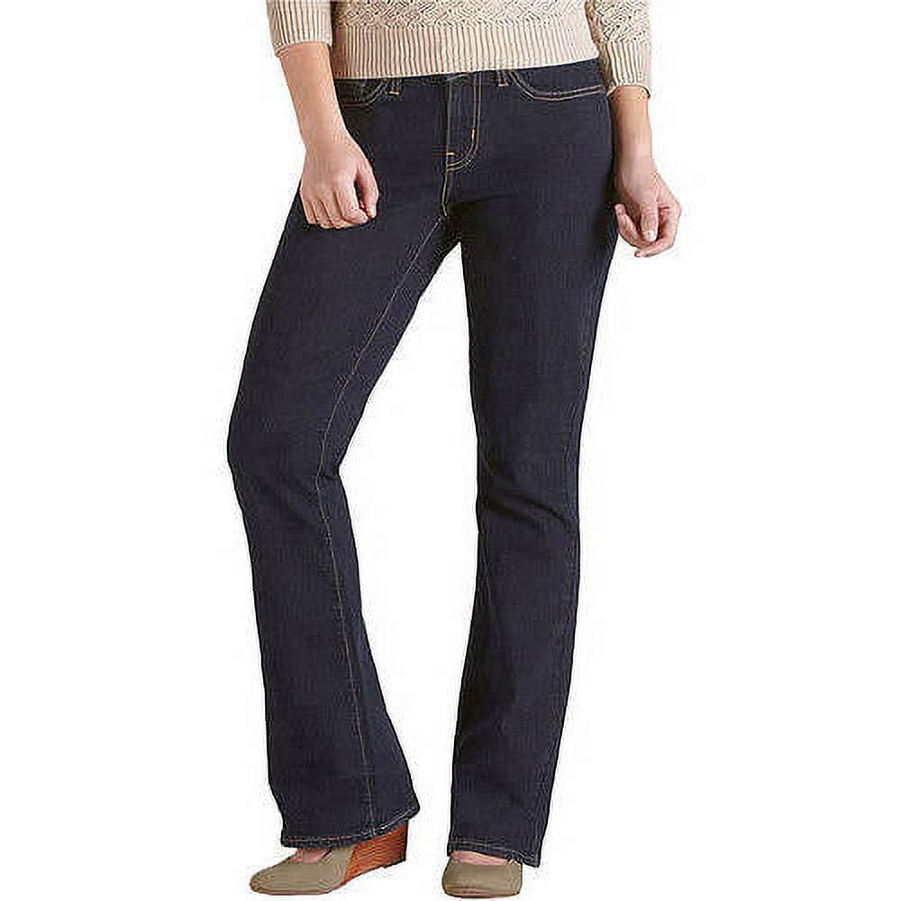 Signature by Levi Strauss & Co. Women's Curvy Bootcut Jeans - Walmart.com