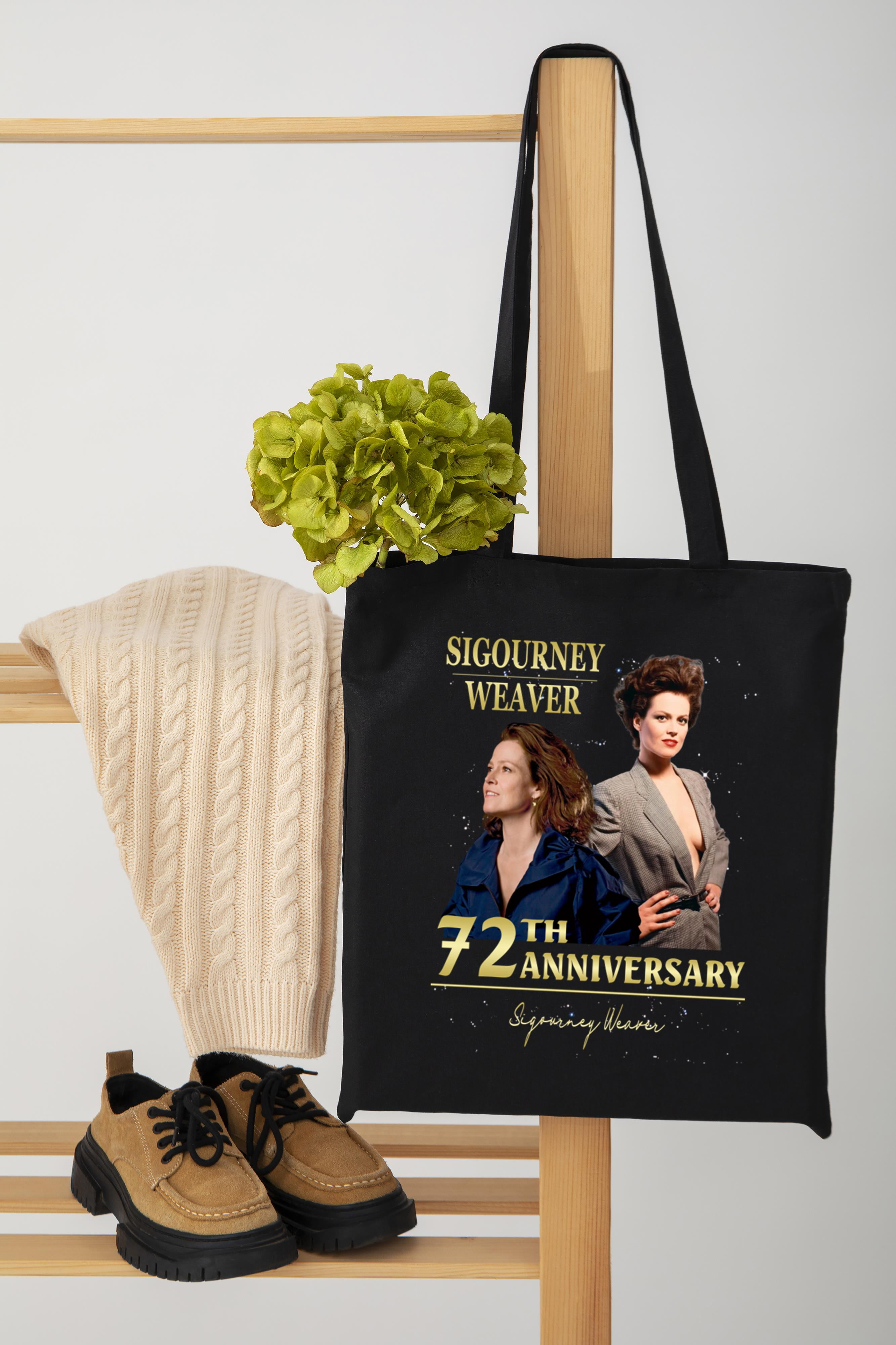 Sigourney Weaver, Actress, 45th Anniversary, Alien, Ghostbusters ...