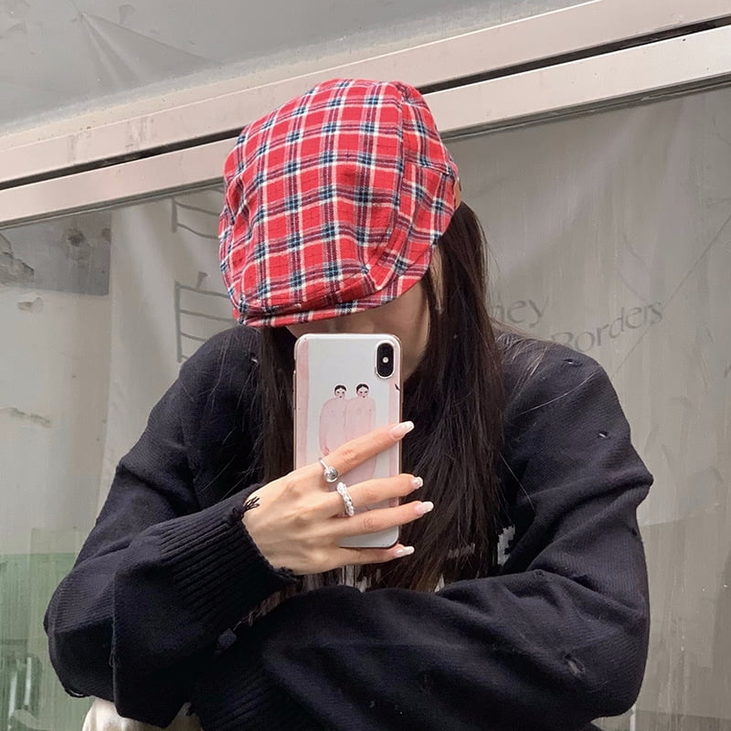 SikaFu Red And Trendy Retro Beret For Women In Instagram, Wearing A ...