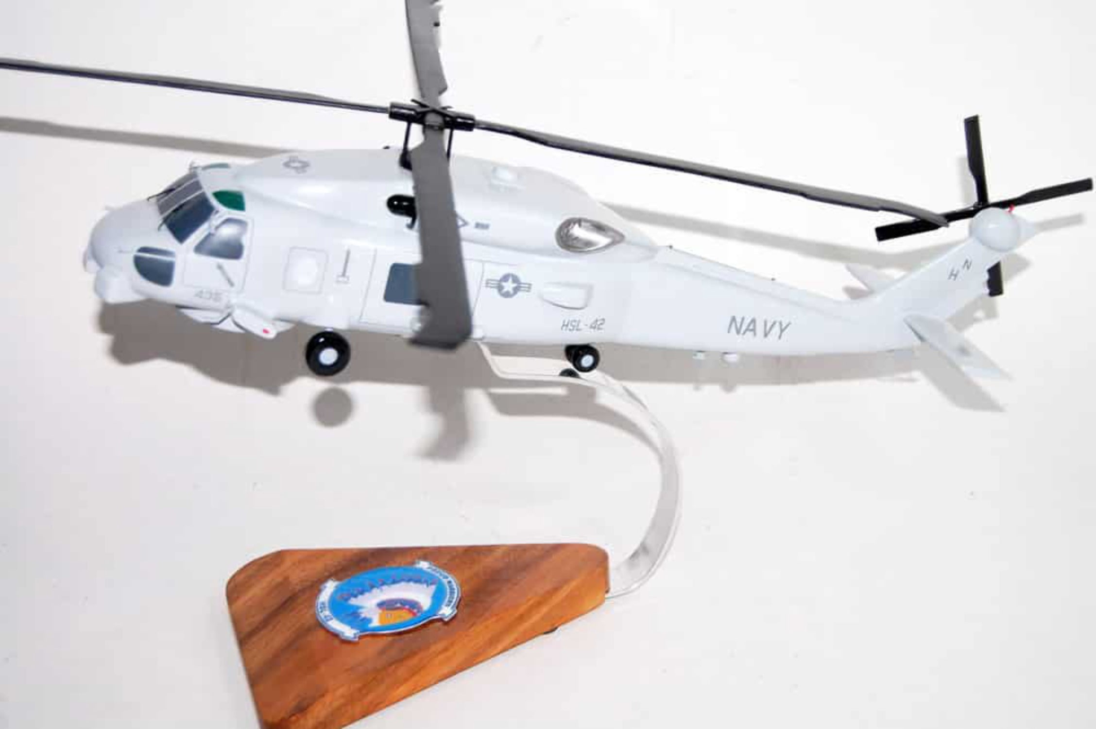 Sikorsky SH-60B SEAHAWK®, HSL-42 Proud Warriors (1990s) ,16 Mahogany ...