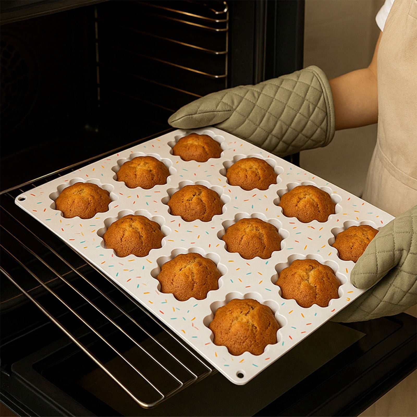 Silicone Cake Molds- Non Stick Baking Pans for Cupcakes, Bread & Jello ...