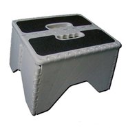 Camco Step Stool - 300 Pound Weight Capacity - Plastic, Silver (43635 ...