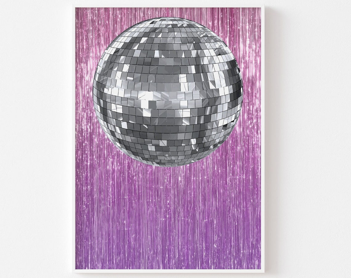 Silver Sparkly Disco Ball Print - Tinsel Backdrop, Tinsel Curtain ...