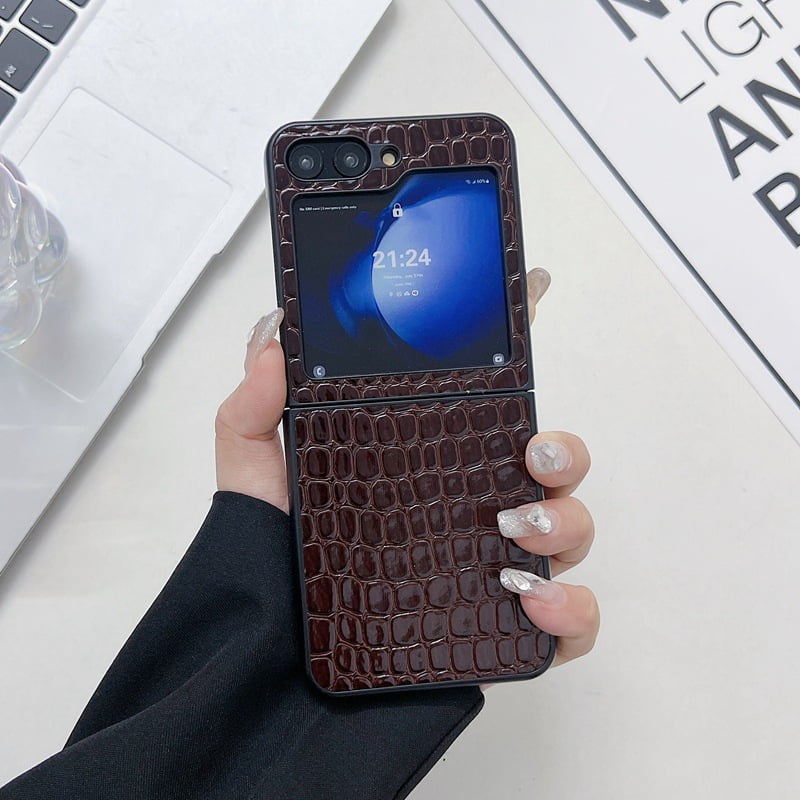 Simple Business Crocodile Pattern Phone Case For Samsung Z Flip6 Flip5 ...